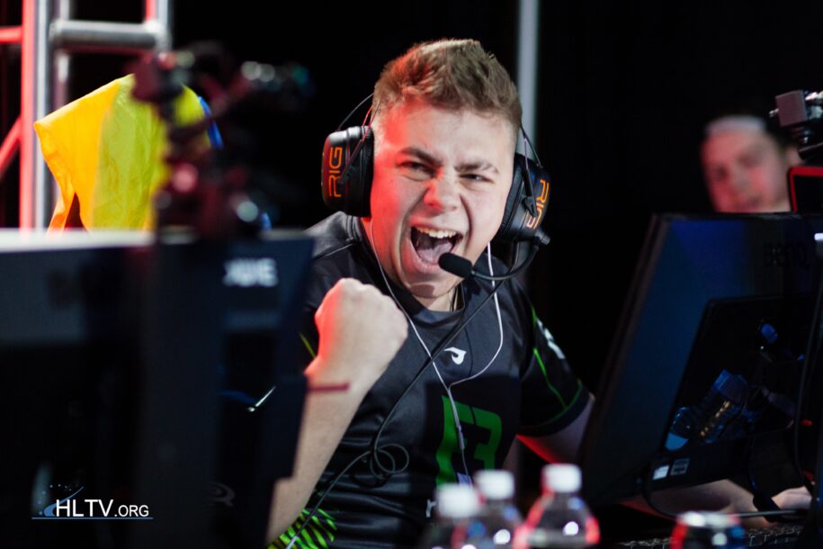 Unexpected Turns in Group Stages of MLG Columbus 2016 - CyberPowerPC