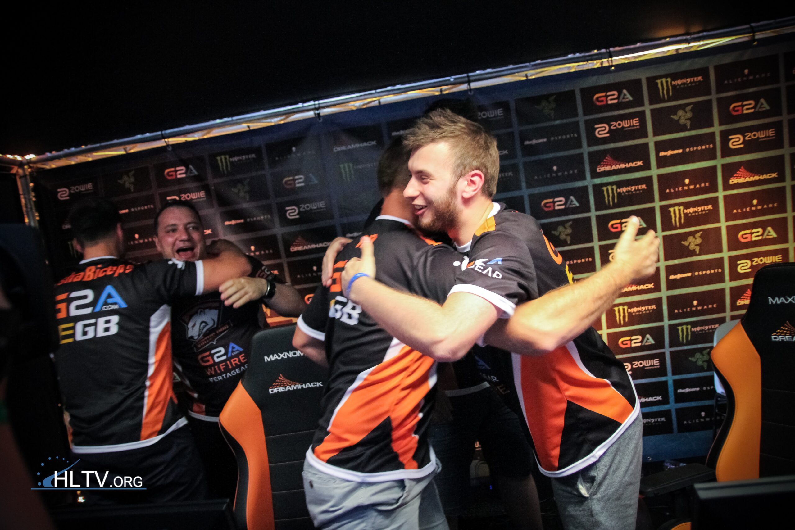 Virtus.pro wins Dreamhack Bucharest - CyberPowerPC